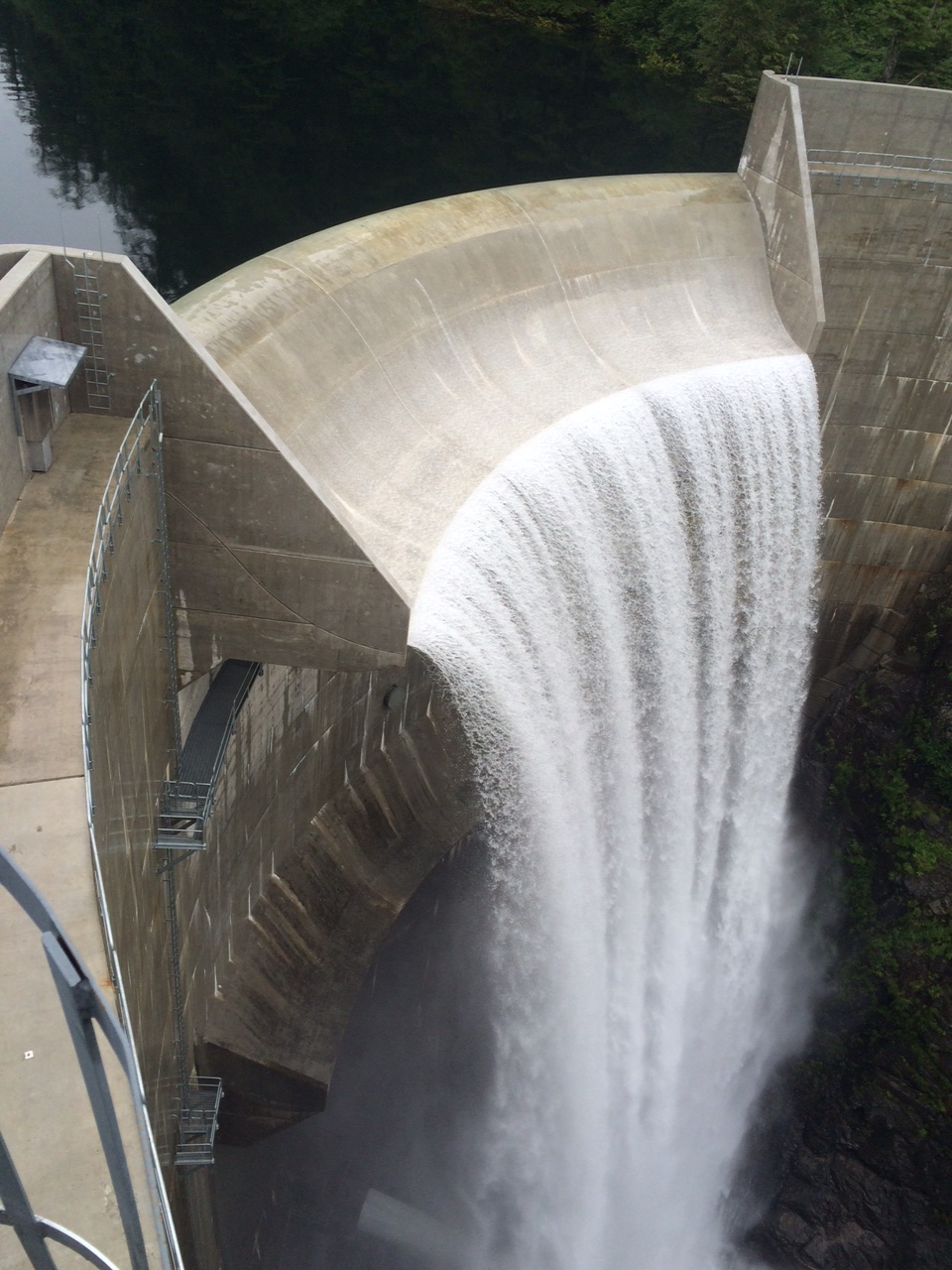 Blue Lake Dam spills, months ahead of schedule - KCAW