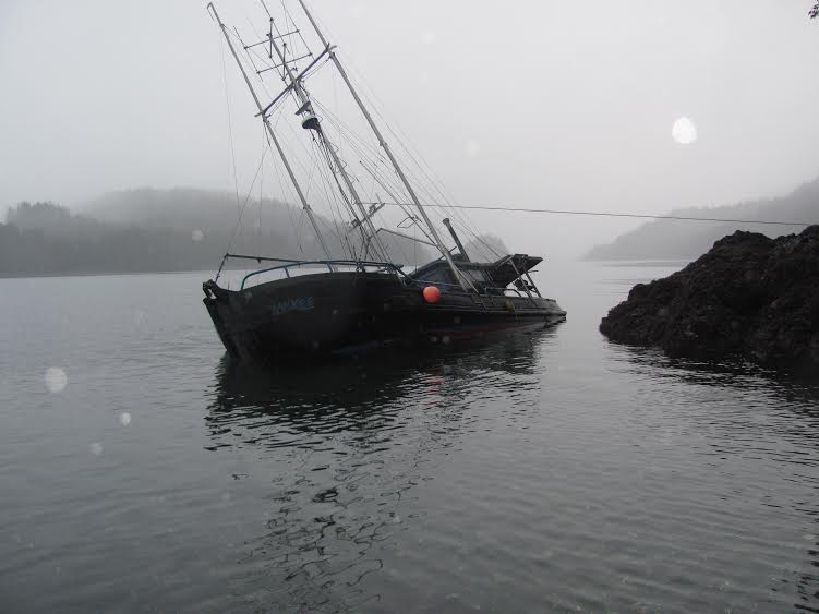 Grounded boat spills fuel into Neva Strait - KCAW